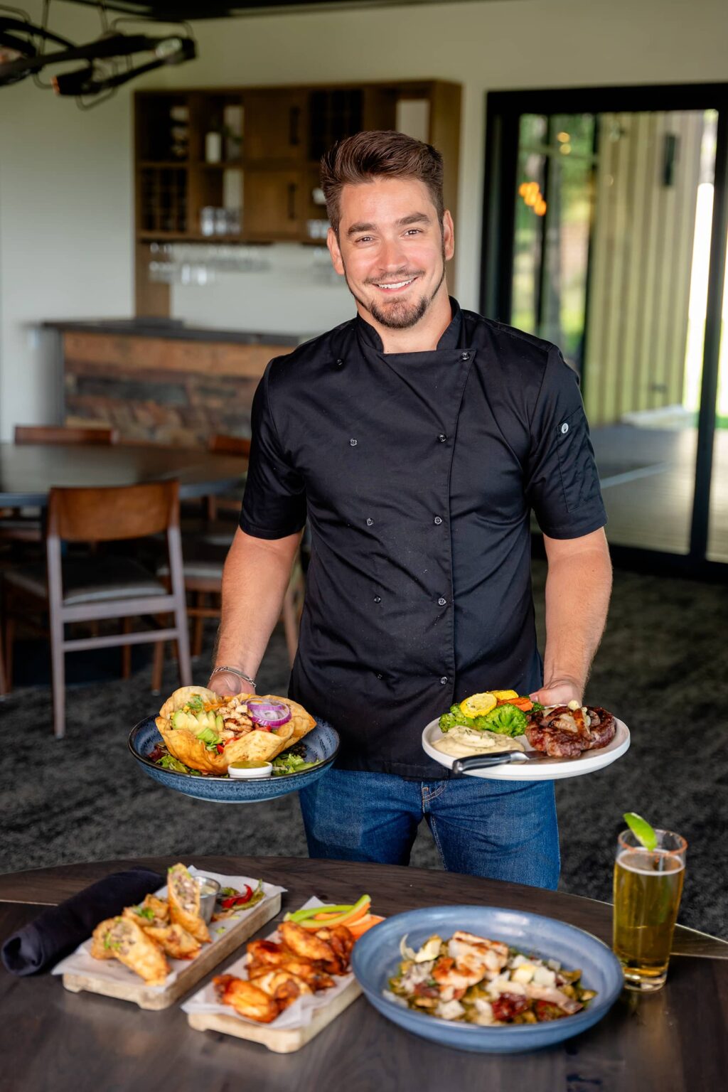 Persimmons Bar & Grill – Grapevine, TX – Fresh Food, Breathtaking Views